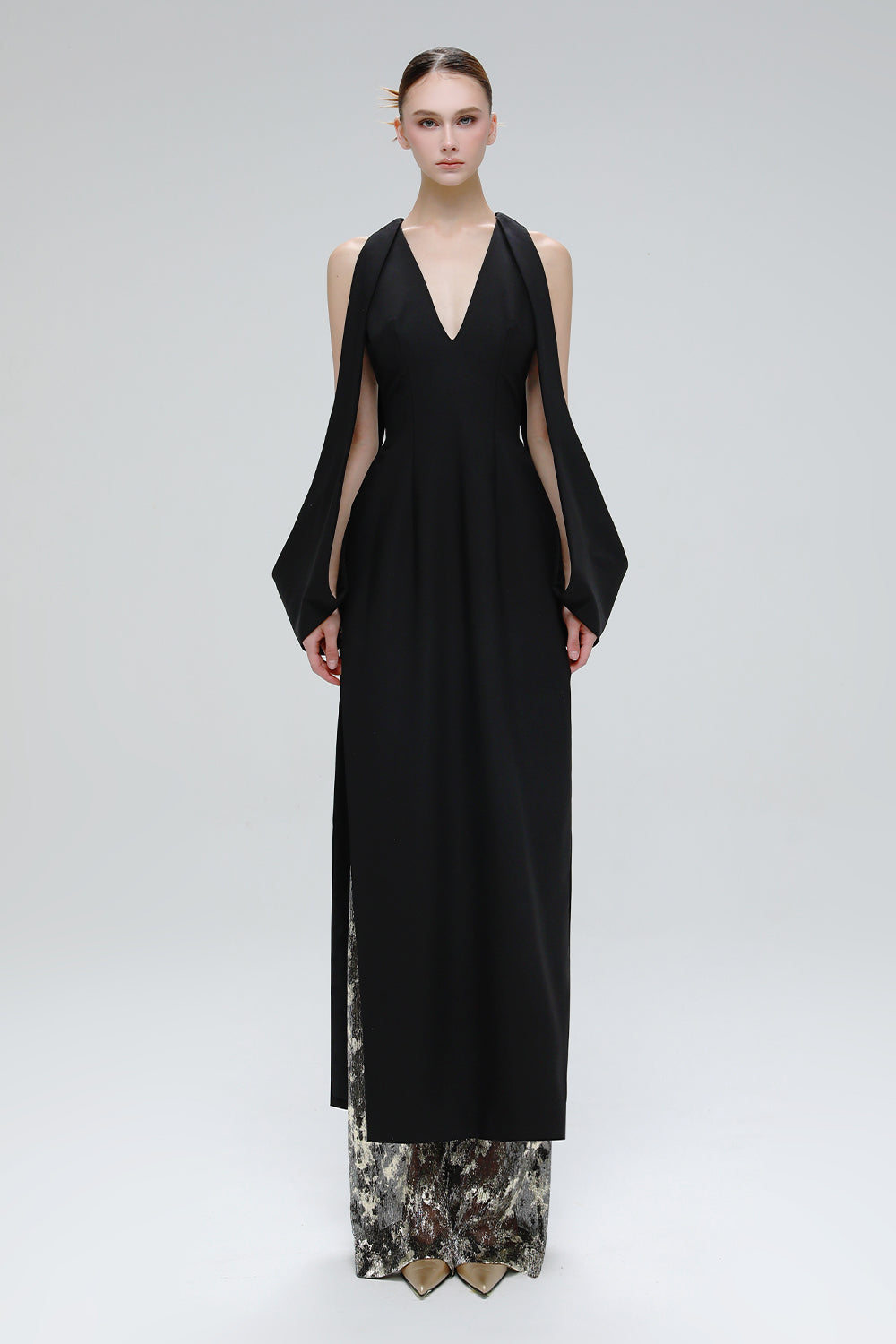 Women's Tuberose V-Neck Ao Dai Set 0/1/2/Customize Black & Gold MEAN BLVD