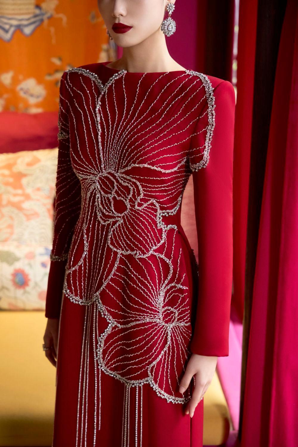 Women's Brillia Sheath Stone Velvet Satin Floor Length Ao Dai Set XS/S ...