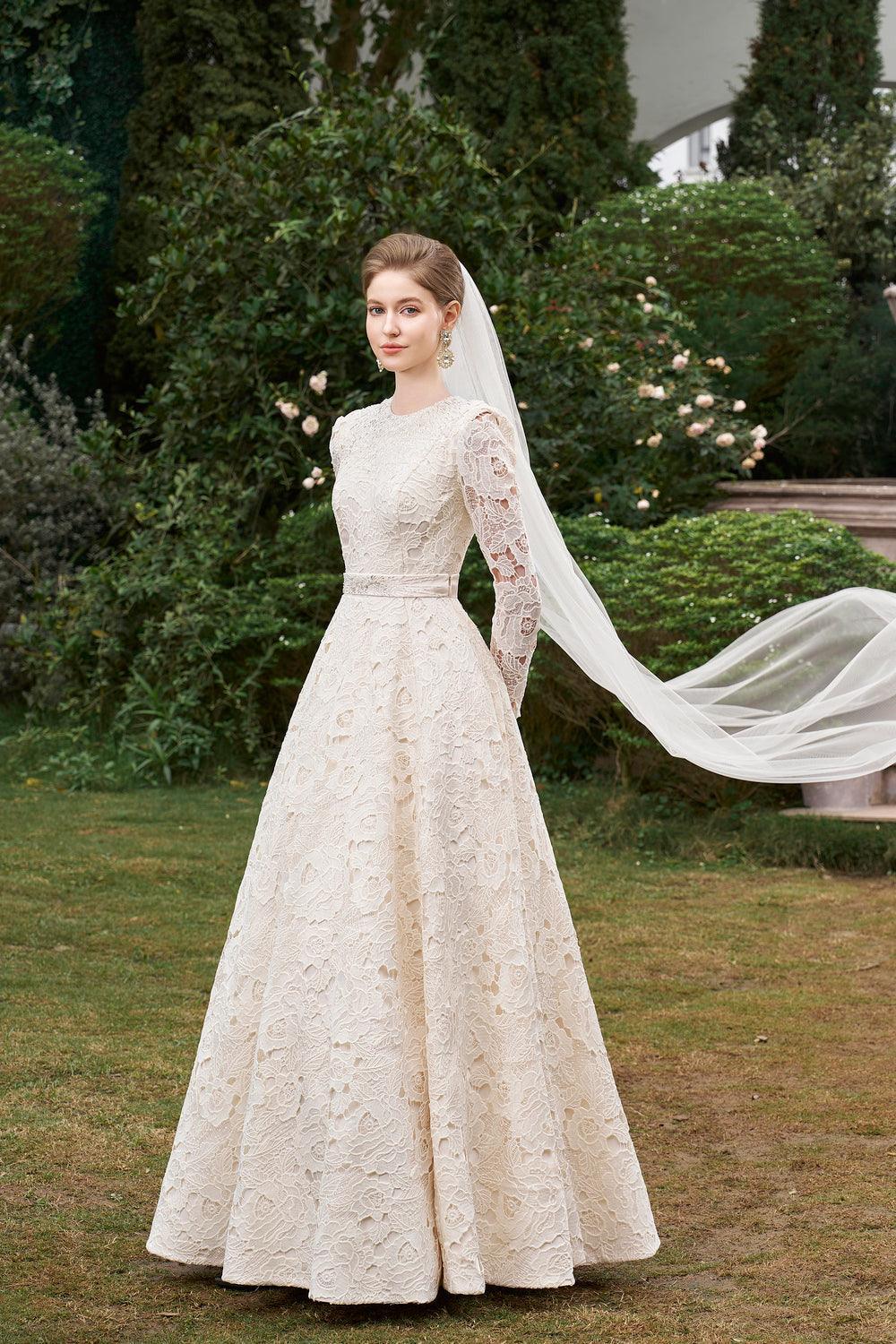 Women's Cisneros Ball Gown Round Neck Silk Lace Floor Length Dress XS/S ...