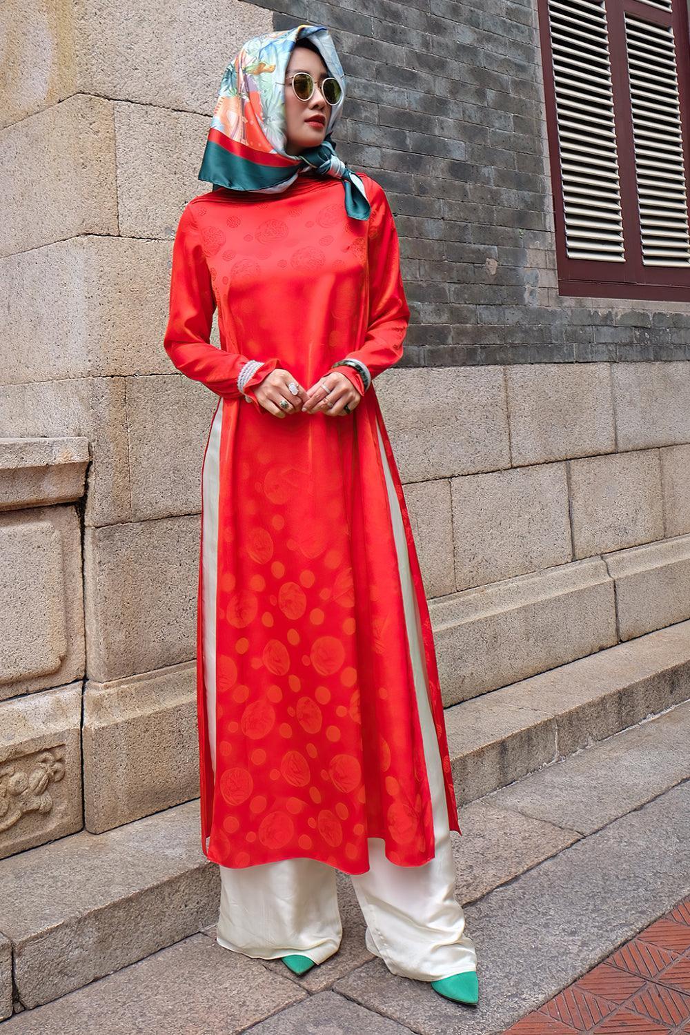 La Lan Straight Long Sleeved Silk Floor Length Ao Dai | MEAN BLVD