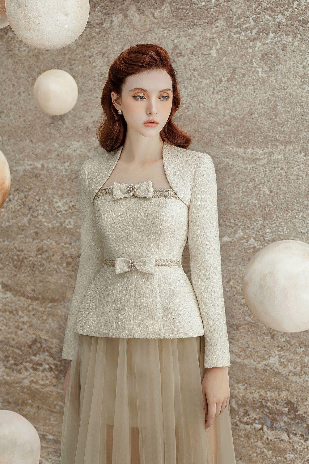 Women's Maddy Peplum Queen Anne Neck Tweed Top S/M/L Beige MEAN BLVD