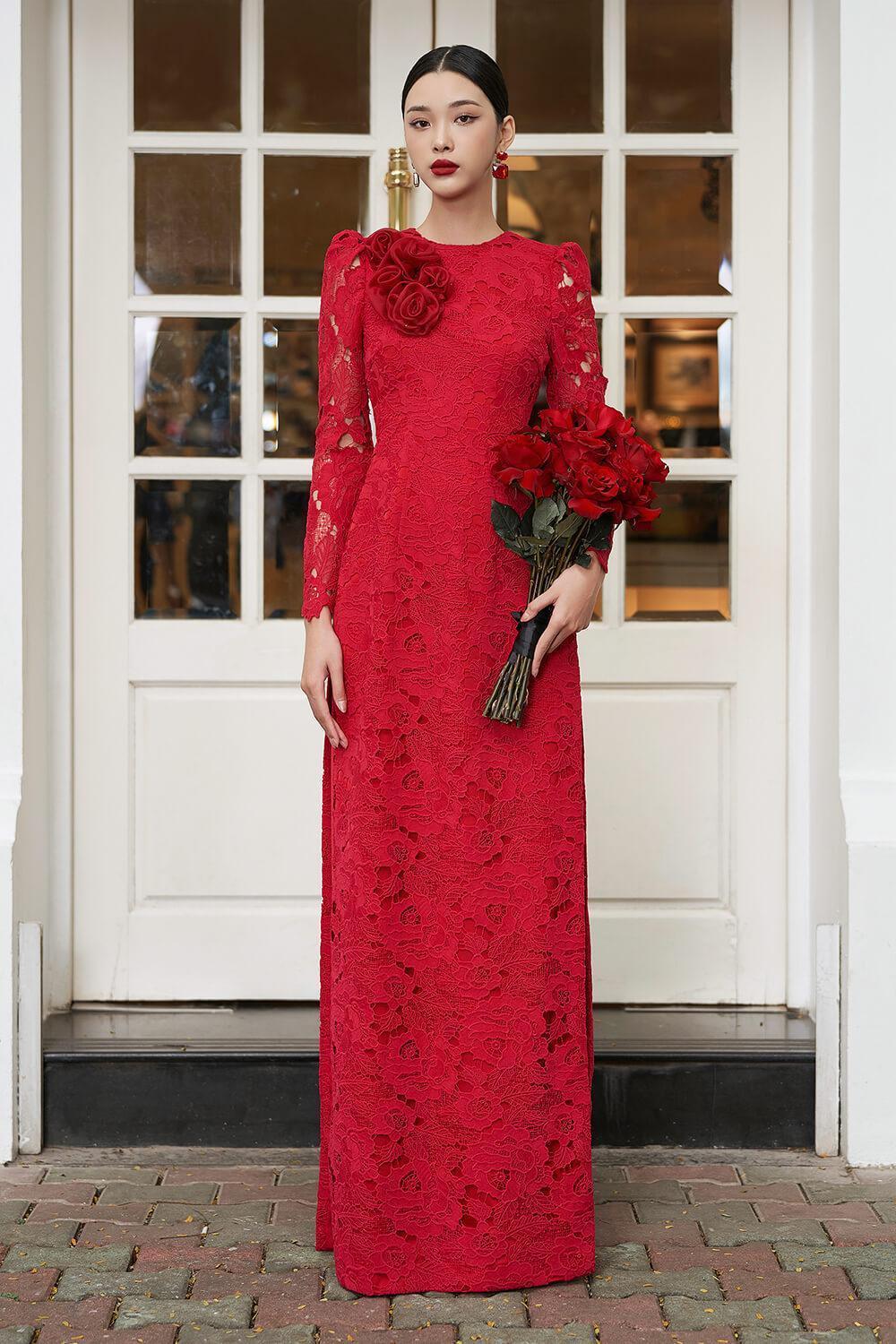 Pristine Straight Flower Applique Silk Lace Floor Length Ao Dai | MEAN BLVD