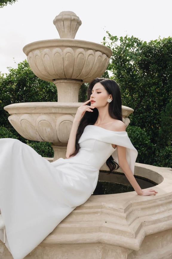 Amberly Fit and Flare Off-Shoulder Taffeta Below The Knee Dress | MEAN BLVD